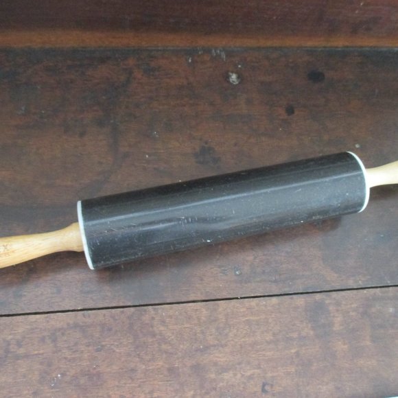 Pyrex | Kitchen | Pyrex Rolling Pin Easy Clean Nonstick Black With ...